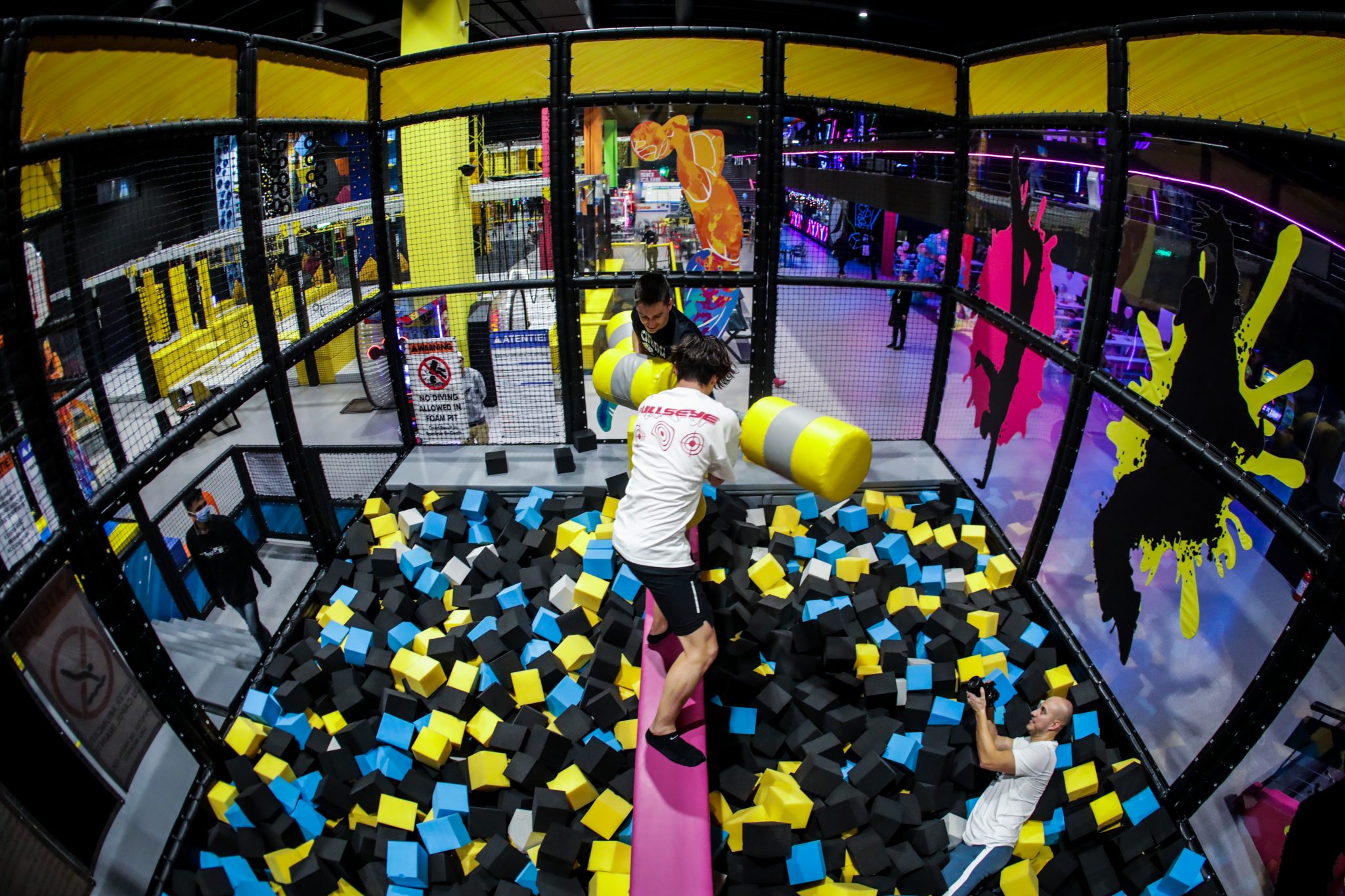 Hype Arena deschide un nou concept de real life gaming, care antrenează ...